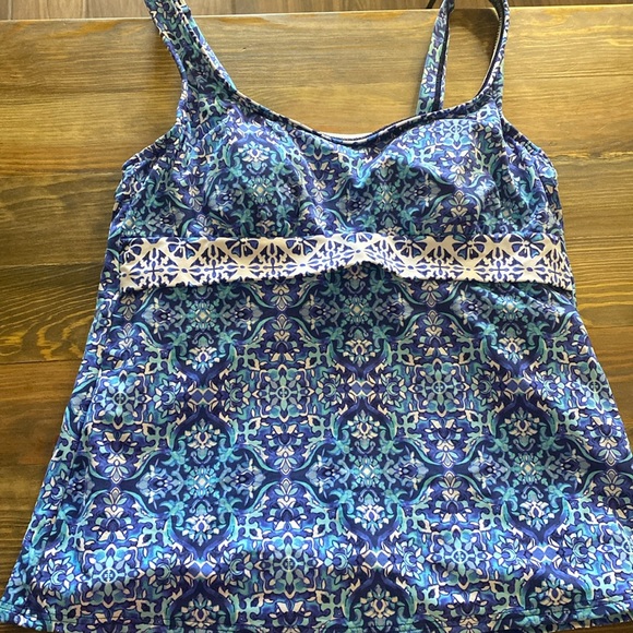 Lands' End | Swim | Lands End Blue Tile Print Swim Tank Underwire Bra ...